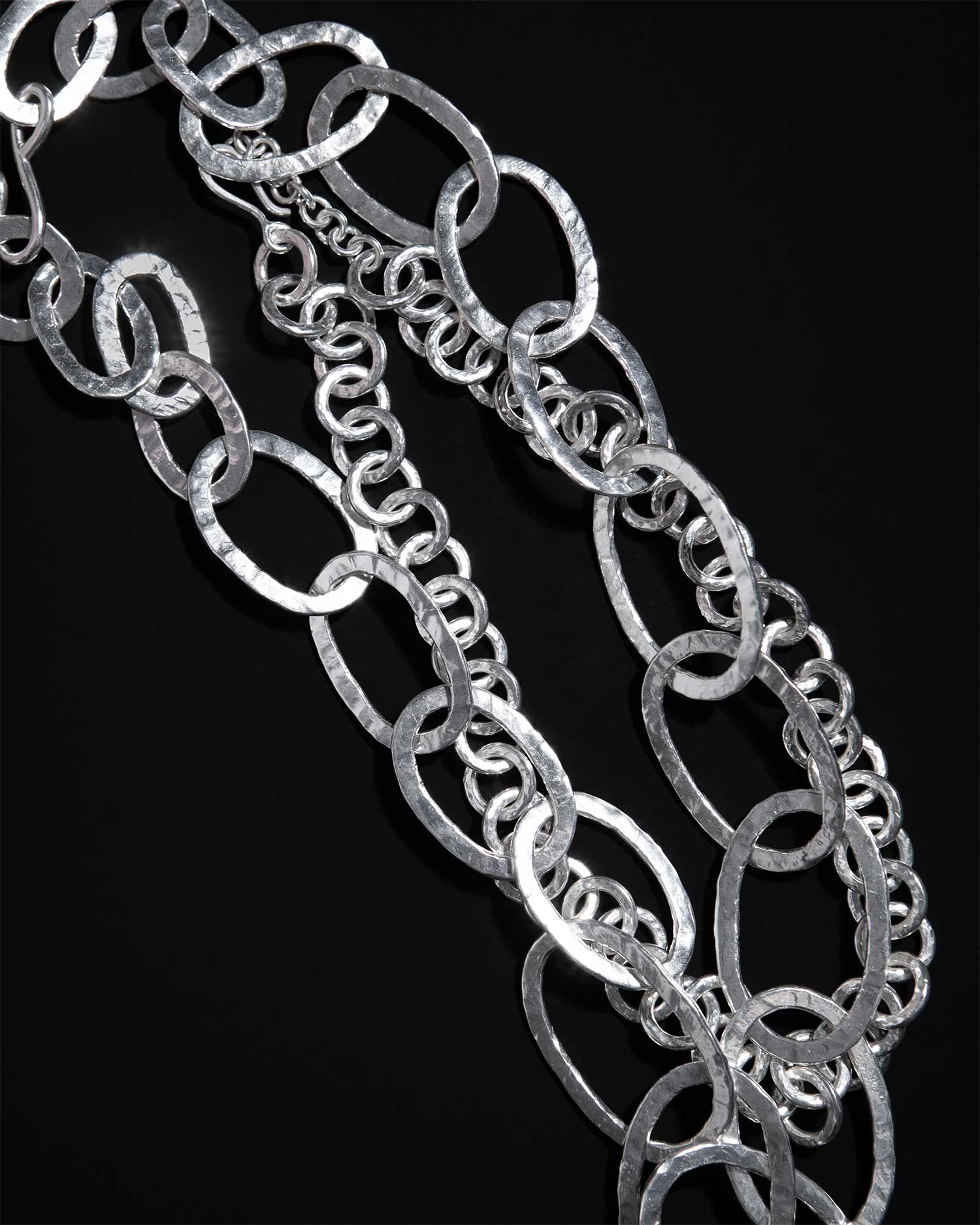 Maya Magal Sculpt Heavy Chain Necklace | King's Cross